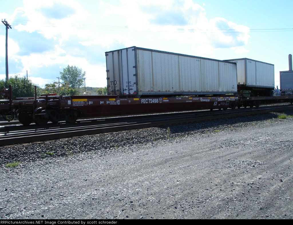 FEC 72498 Double Stackcar w/TIPZ Trailer WB